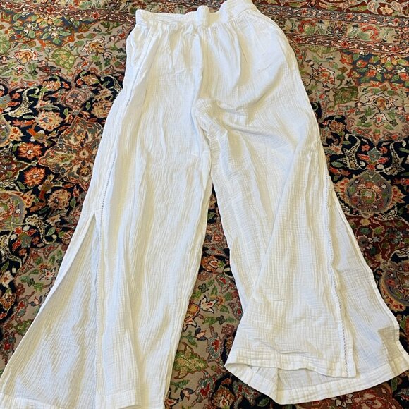 aerie | Pants & Jumpsuits | Aerie White Flowy Pants | Poshmark